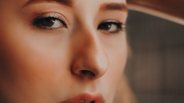 Neuscorrectie: operatie, kosten en info - Mooi Kliniek Maastricht